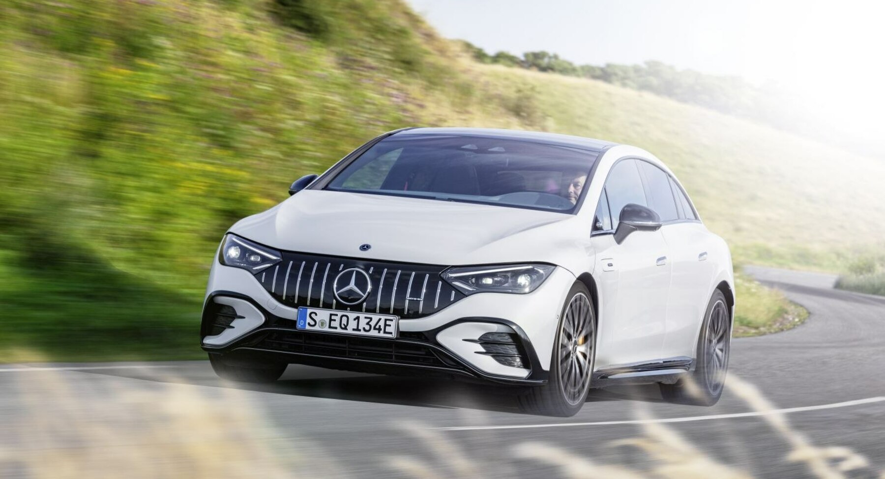 Mercedes-Benz EQE (V295) AMG EQE 53 100 kWh (687 Hp) 4MATIC+ AMG ...